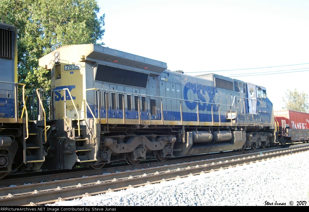 CSX 7835 Q215
